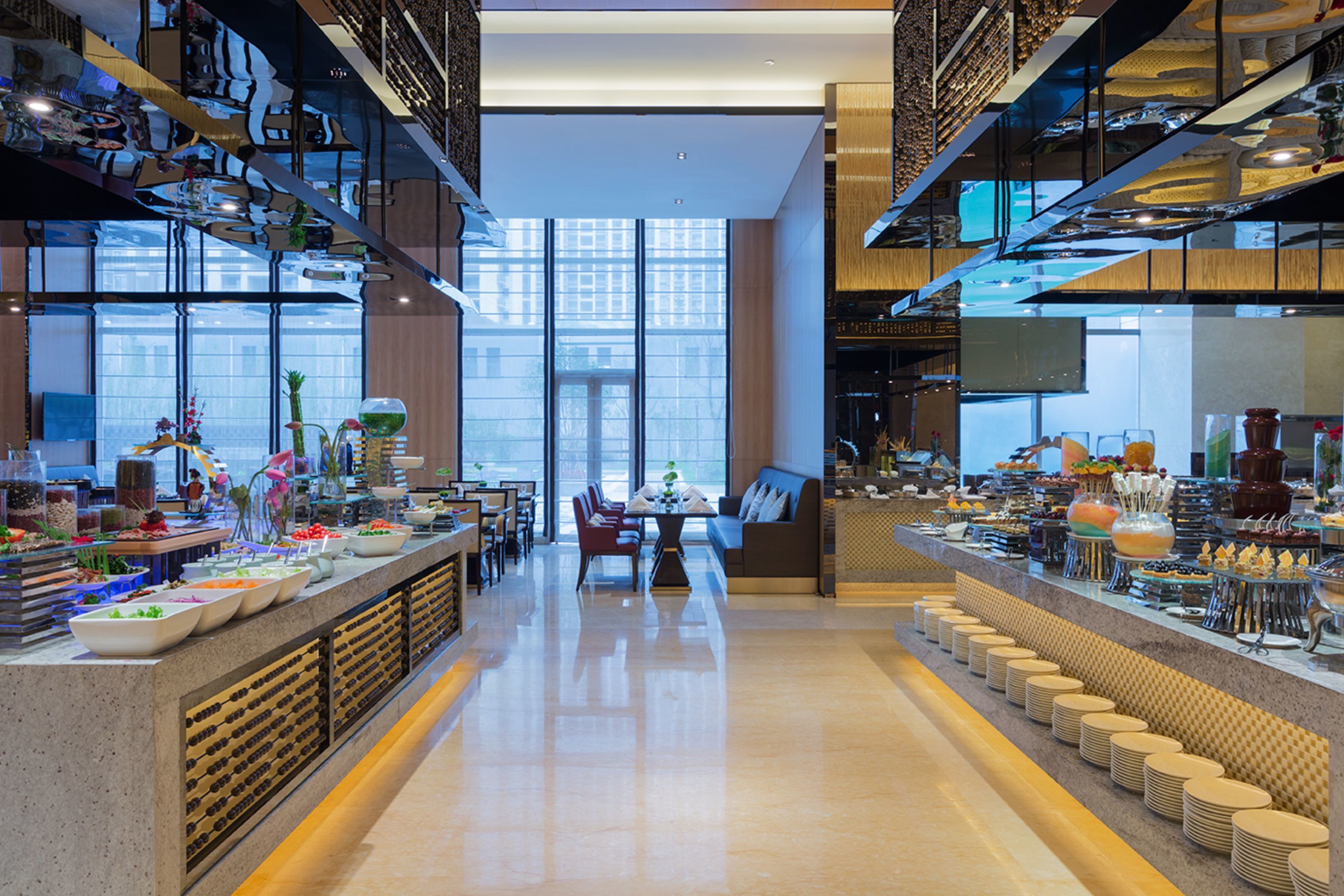 2 restaurantes, pequenos-almoços servidos 