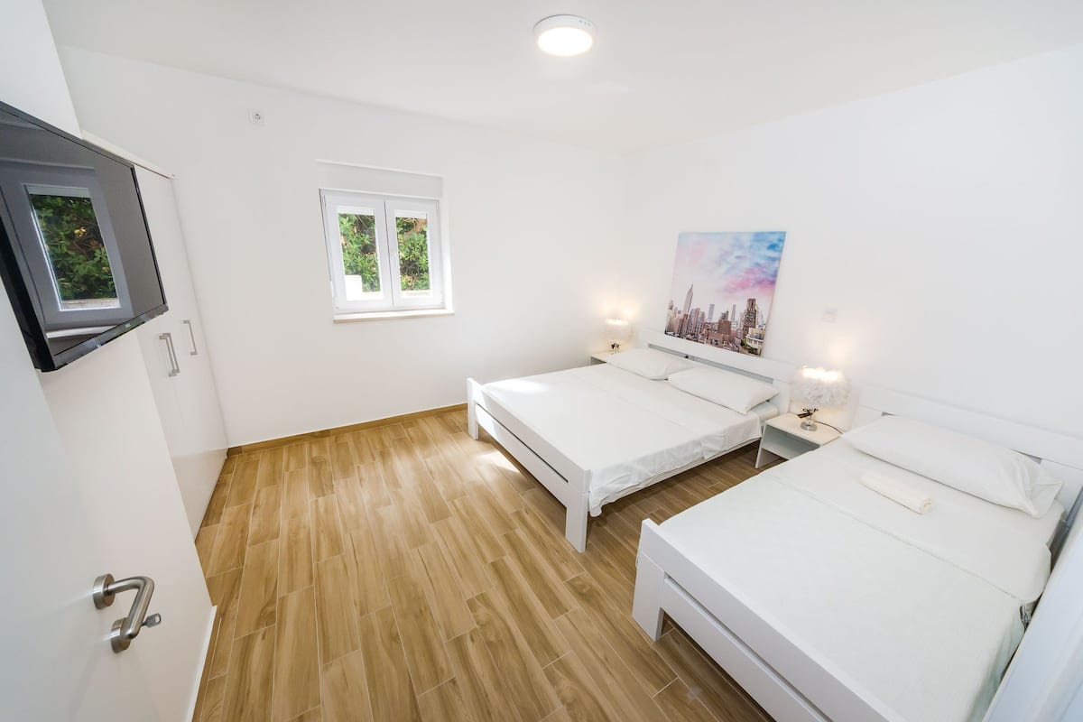 Apartamento Comfort, 1 quarto, terraço, vista para o vale | Secretária, Wi-fi grátis, roupa de cama fornecida