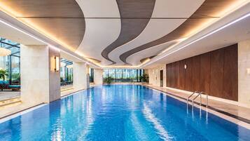 Piscina interior