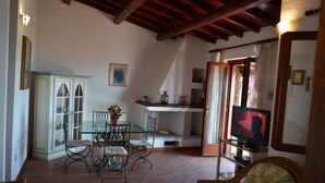 Villa, 4 quartos | Refeições no quarto