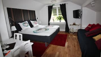 Quarto Duplo | Sala de estar | TV de ecrã plano