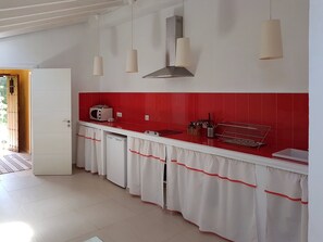 Loft Exclusivo, casa de banho privativa, vista para o pátio | Cozinha privada