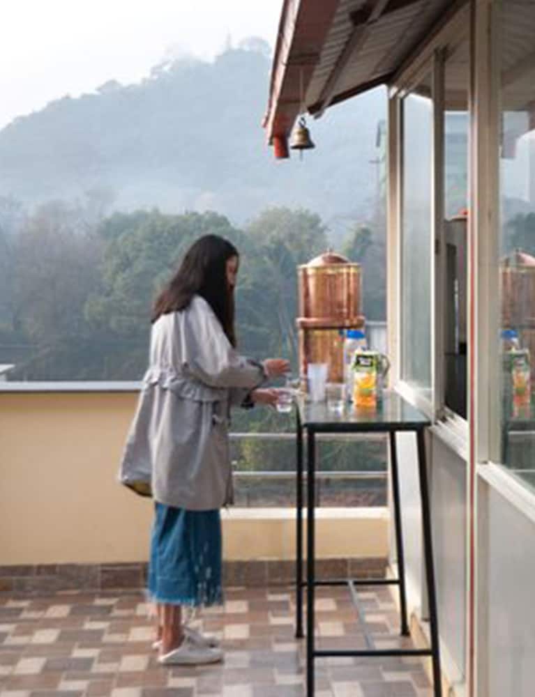 Be Here Now Guest House - Tibet