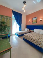Suite | Secretária, cortinas/cortinados opacos, Wi-fi grátis 