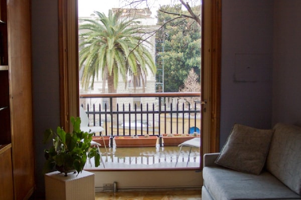 Suite, terraço | Sala de estar | TV de ecrã plano