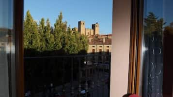 Quarto casal ou duplo básico | Vista do quarto