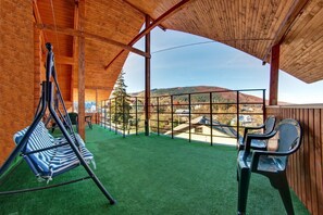 Quarto Triplo Superior | Varanda