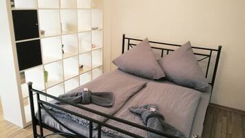 Estúdio, 1 quarto | Secretária, quartos insonorizados, Wi-fi grátis