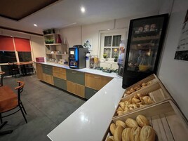 Buffet de pequeno-almoço