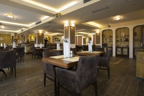 Jantares servidos, cozinha internacional 