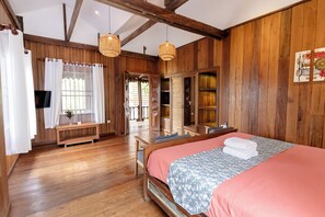 1 quarto, minibar, cofre no quarto, secretária