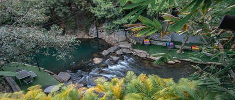 Fachada da propriedade