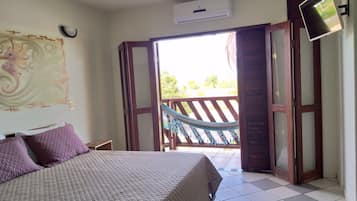 Minibar, ferro/tábua de engomar, Wi-fi grátis, roupa de cama fornecida