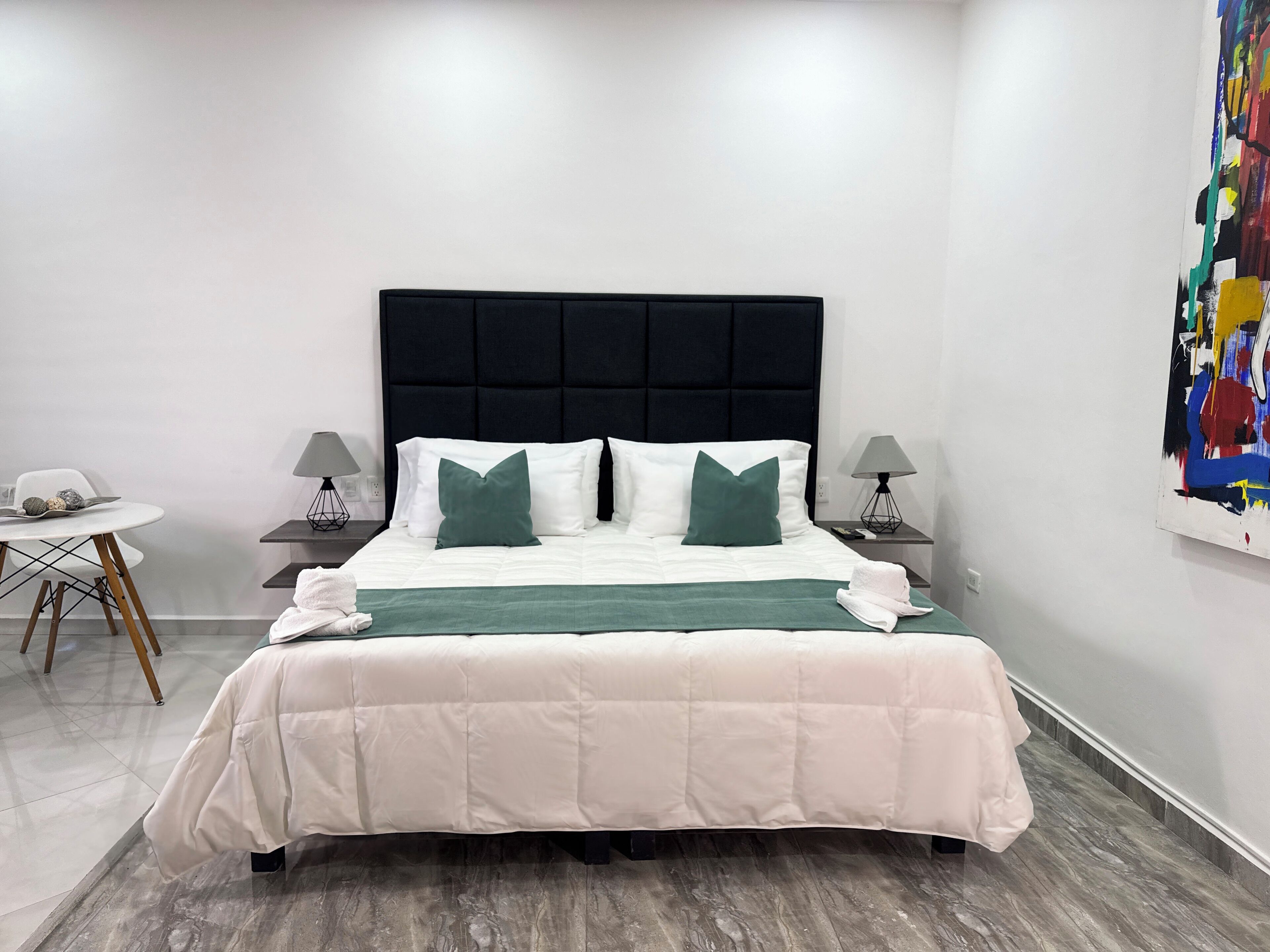 Deluxe King Suite | Secretária adequada para computadores portáteis, Wi-fi grátis 