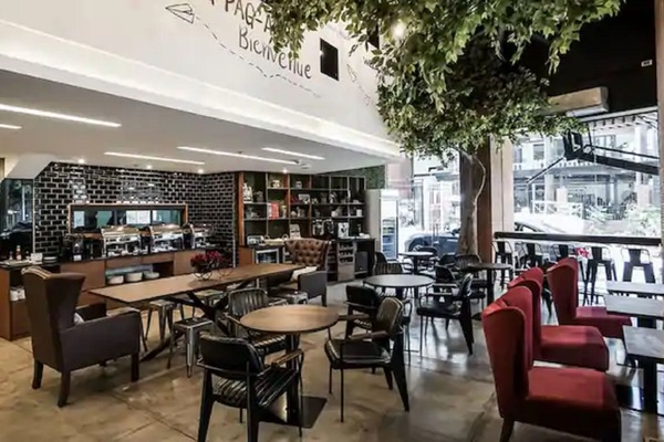 Lounge no saguão