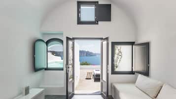 Honeymoon Suite, Plunge Pool, Caldera View | Vista do quarto