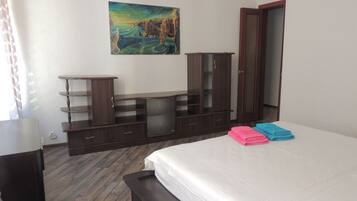 Apartamento, 3 quartos (Andreevskiy spusk, 11) | Comodidade do quarto