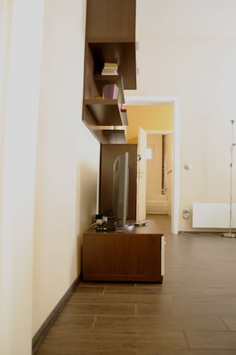 Eötvös Apt Lila Expat/nomad/student - Budapest