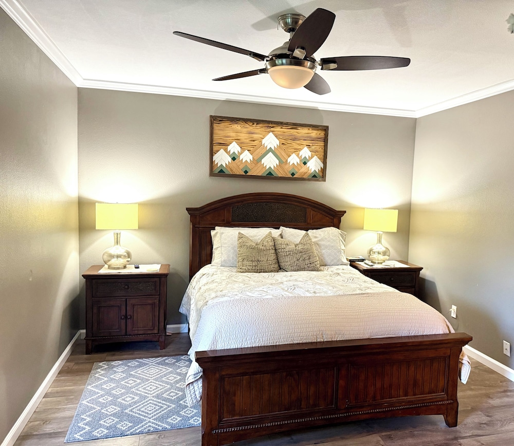 Great Mid-to-downtown Location Only 30 Minuets To Glacier National Park! - Kalispell, MT