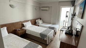 Quarto Triplo Familiar | 1 quarto, roupa de alta qualidade, camas de colchão viscoelástico