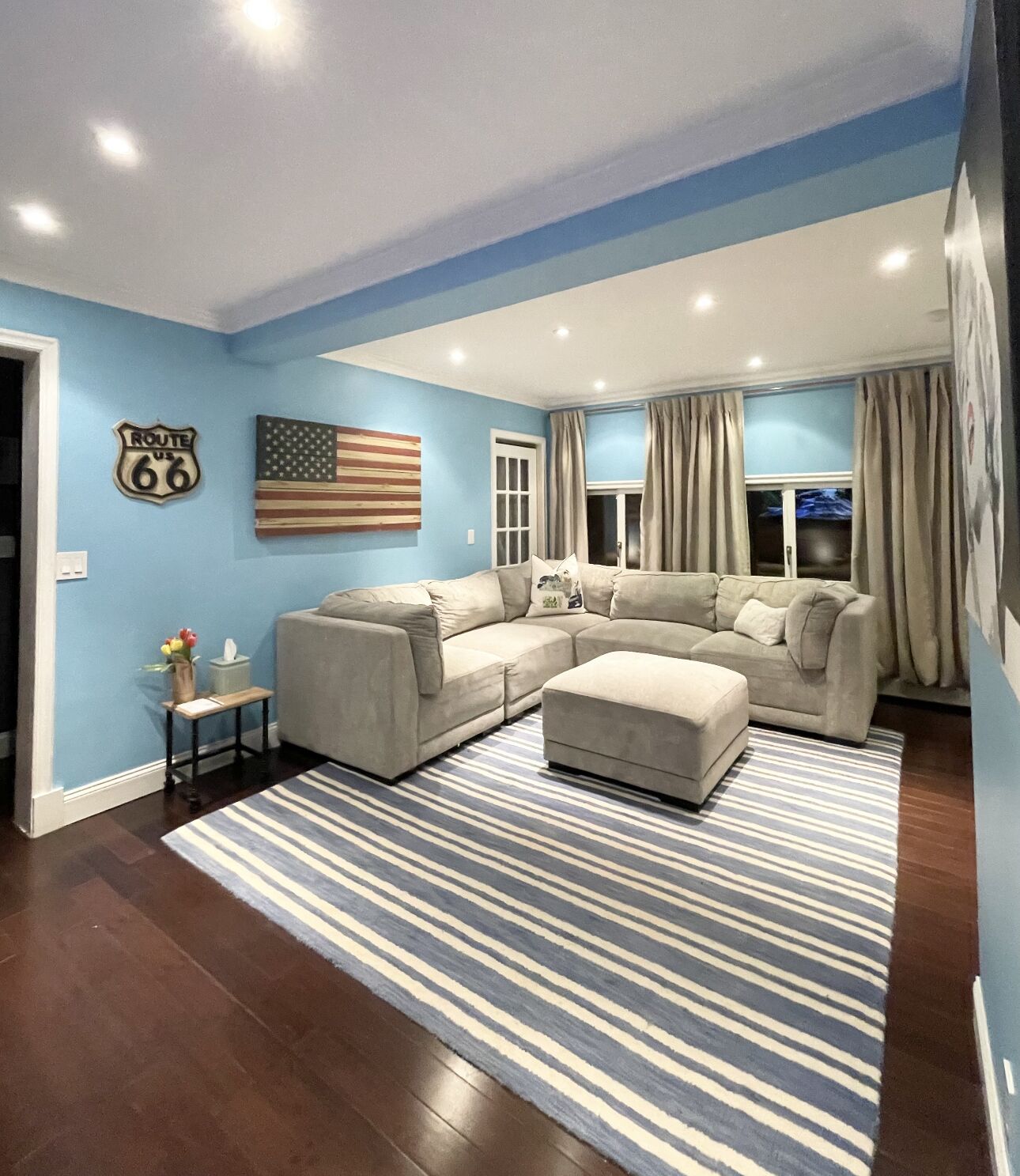 Poolside Play With A Relaxing Hot Tub, Fire Pit, & Gazebo With A Television. - Long Beach, NY