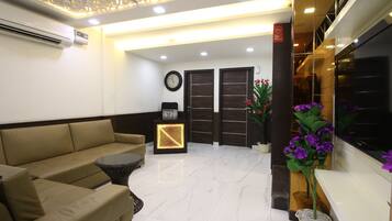 Área de estar no saguão