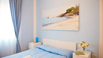 Roupas de cama premium, edredons de pluma, escrivaninha