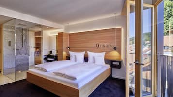 Quarto Duplo Comfort, 1 cama king-size, não fumadores | Sala de estar | TV de ecrã plano