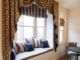 Quarto casal superior, suíte