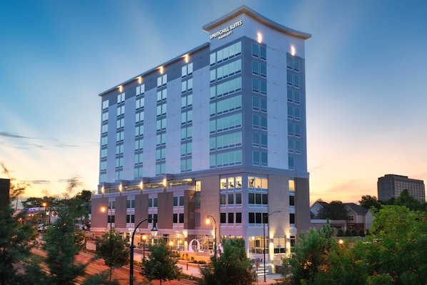SpringHill Suites by Marriott Atlanta Downtown Reviews, Deals & Photos ...