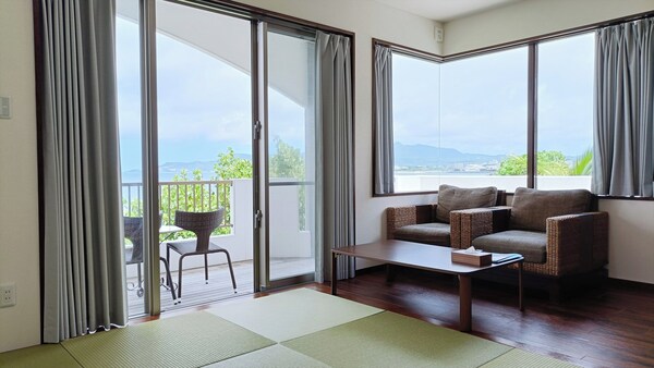 Kariyushi Condominium Resort Nago Sea Side House - Nago