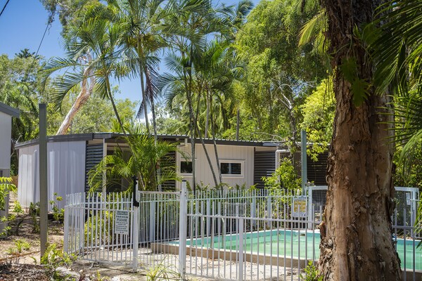 Dandaloo Gardens - Queensland
