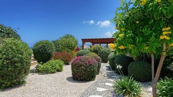 Villa (2 Bedrooms) | Exterior