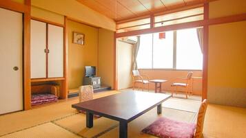 Quarto tradicional (Japanese Style, Standard) | Cofres nos quartos
