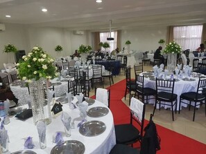 Espaço interior para casamentos
