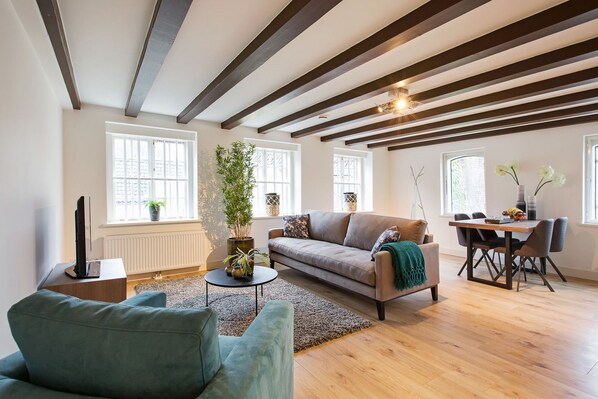 Apartamento, 2 quartos (11D) | 1 quarto, secretária, ferro/tábua de engomar 