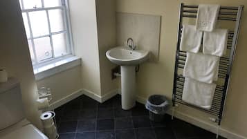 Apartamento, casa de banho privativa | Casa de banho