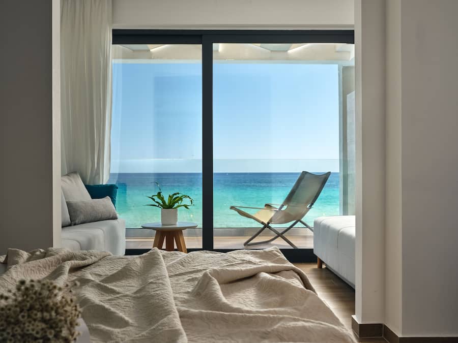 Seaside Suite with Panoramic Sea View | Roupas de cama de algodão egípcio, roupas de cama premium