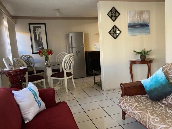 Apartamento | Sala | TV de ecrã plano 