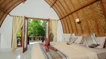 Bungalow Deluxe | Minibar, cofre no quarto, com decoração personalizada, Wi-fi grátis