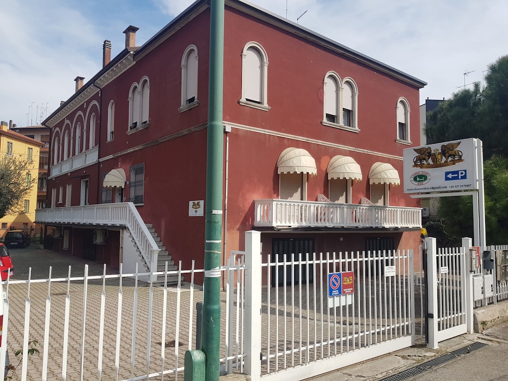 Venice Lion Residence - Vespucci - Mestre