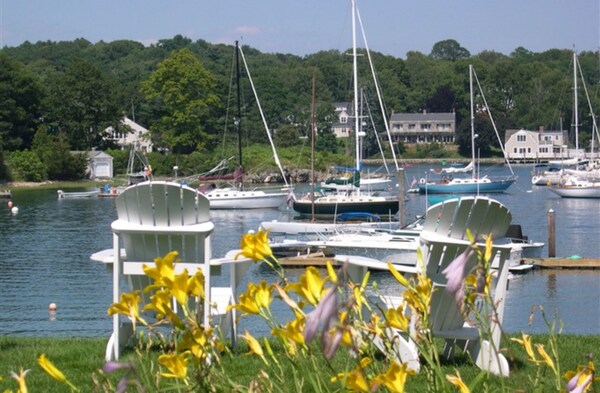 Dockside Guest Quarters & Restaurant - York, ME