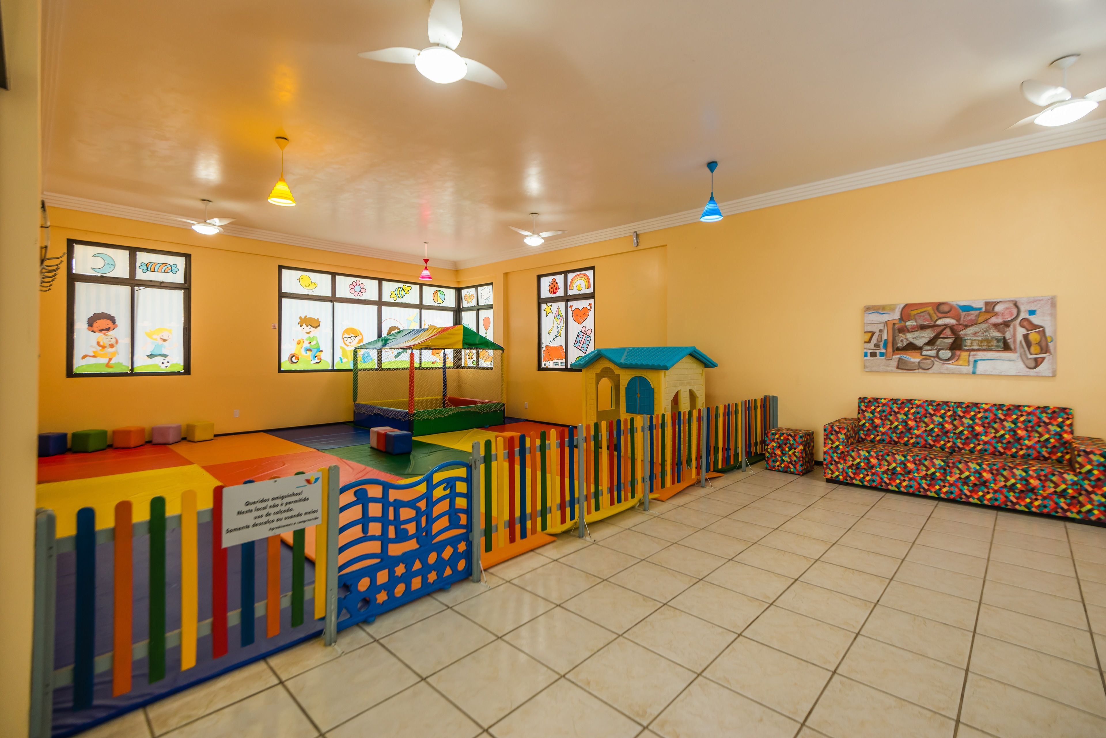 Área de recreio para crianças (coberta)