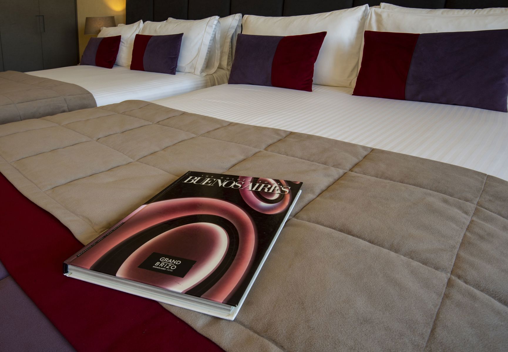 Roupa de alta qualidade, edredões de penas, camas de colchão pillowtop 