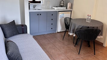 Apartamento | Cofre no quarto, secretária, Wi-fi grátis, roupa de cama fornecida