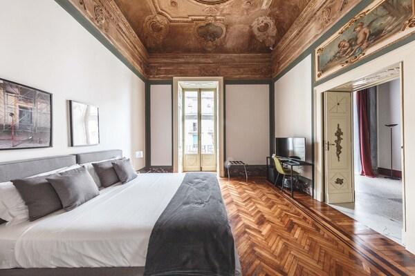 Relais Della Porta - Naples