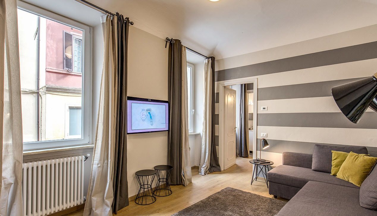 Apartamento, 2 quartos | Sala | Smart TV 