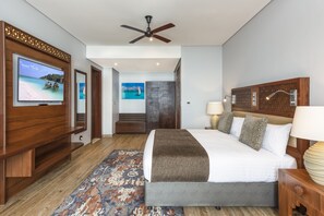Cobertura, 2 quartos, vista para o mar | Frigobar, cofres nos quartos, escrivaninha