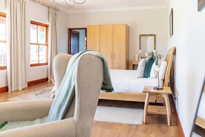 Suite Lua de Mel, 1 cama de casal, vista para as vinhas | Minibar, cofre no quarto, quartos insonorizados, ferro/tábua de engomar 