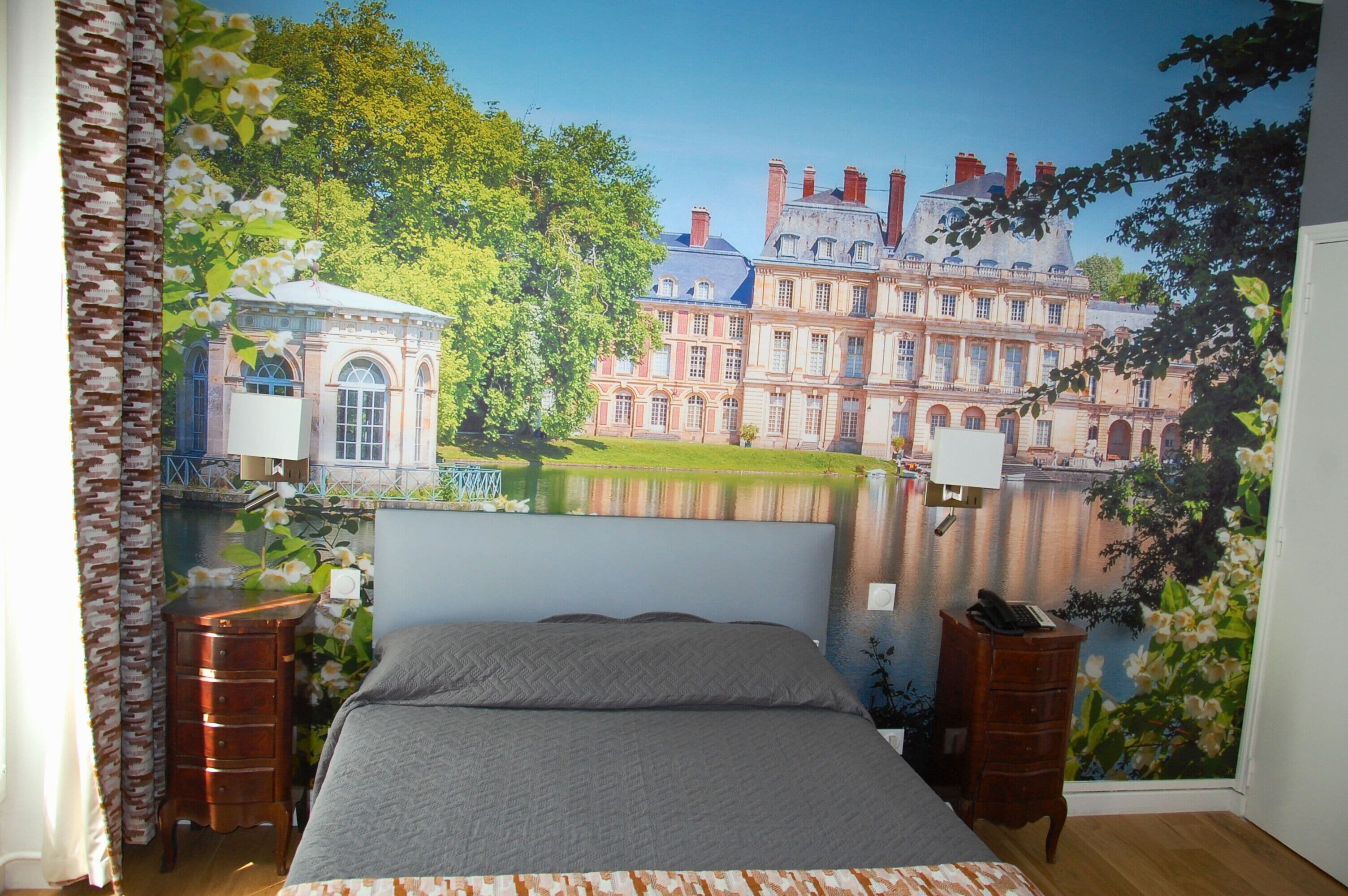 Quarto Individual | Cofre no quarto, secretária, Wi-fi grátis, roupa de cama fornecida 